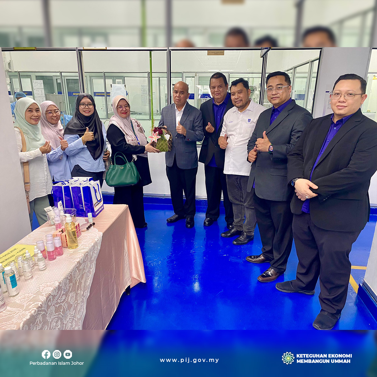 KUNJUNGAN HORMAT DAN LAWATAN PENGURUS BESAR KE IBU PEJABAT SIRIM BERHAD ...